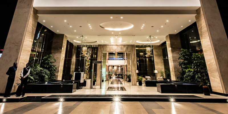 Catálogo Display y Amenity de Ansell Lighting • ESEFICIENCIA